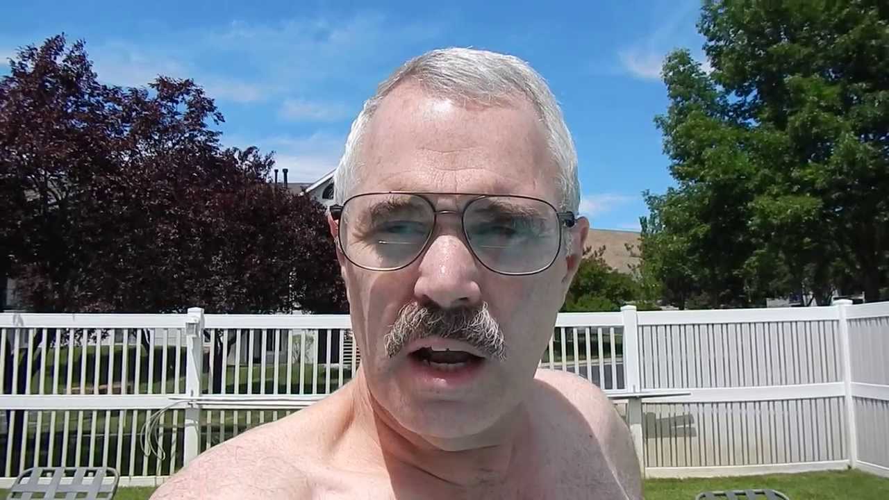 Martin J. Grumet's June 10, 2013 swimming pool test of the video Nikon ...