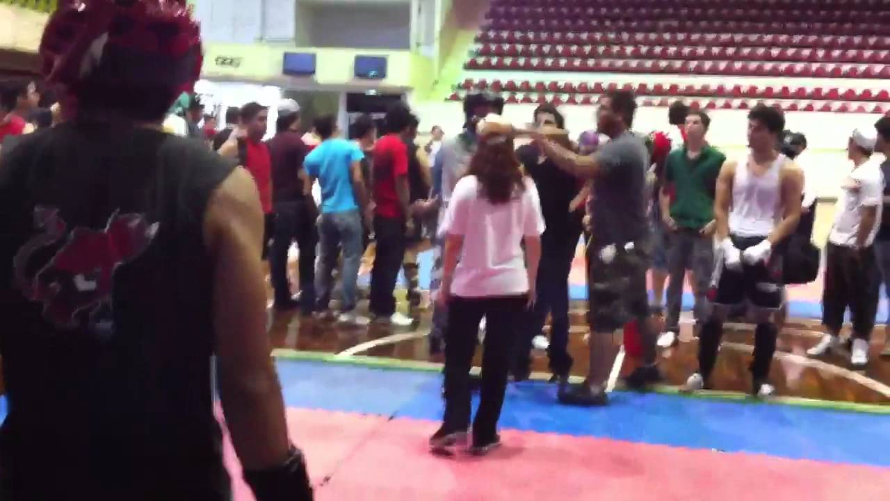 Red devil gym Monterrey moroco - YouTube