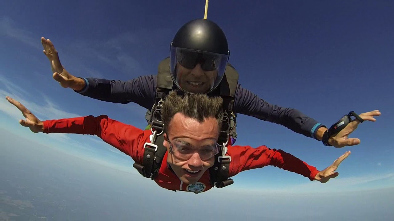 Swoopware: Skydive - Murph - YouTube