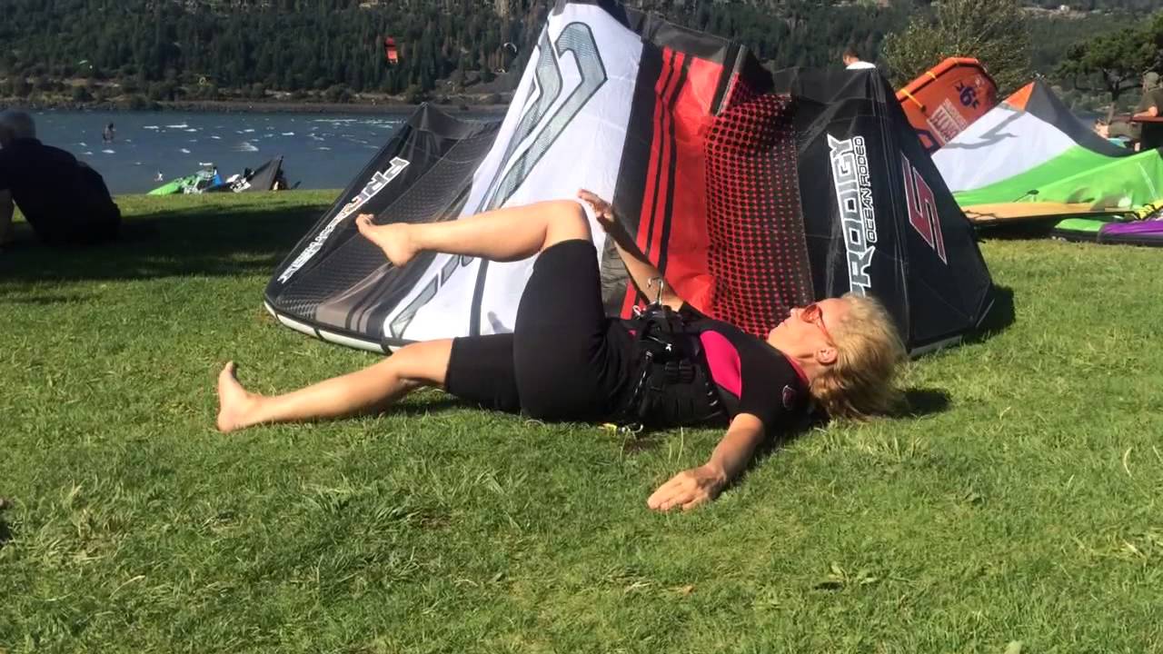 Laura Coleman of Just Muscles Quick Fitness Tip: twisting back soreness ...