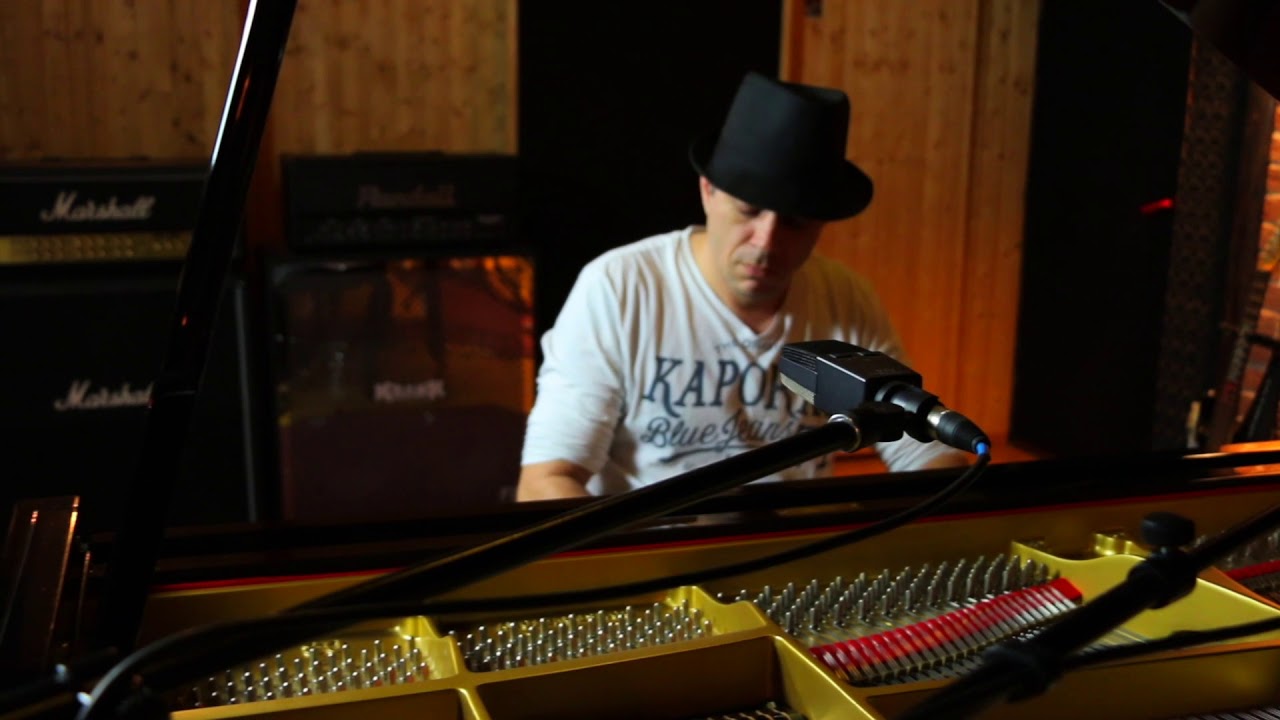 3D-AMF Recording Studio - David Perrier Free Live Piano Session - YouTube
