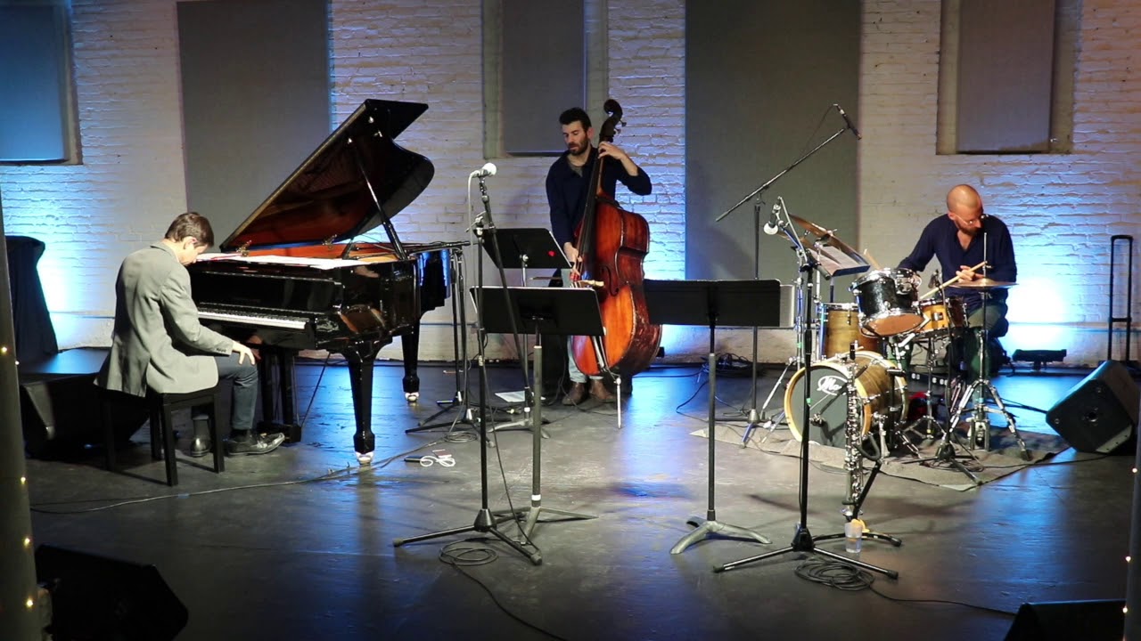 Joe Block Trio - How Deep is the Ocean - YouTube