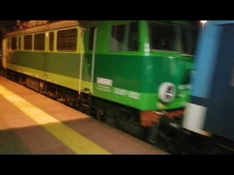 Odjazd 𝗘𝗨𝟬𝟳 - 𝟬𝟱𝟮 TLK [310]240001 Roztocze rel. Lublin Główny - Bohumín na stacji PKP Zabrze ...