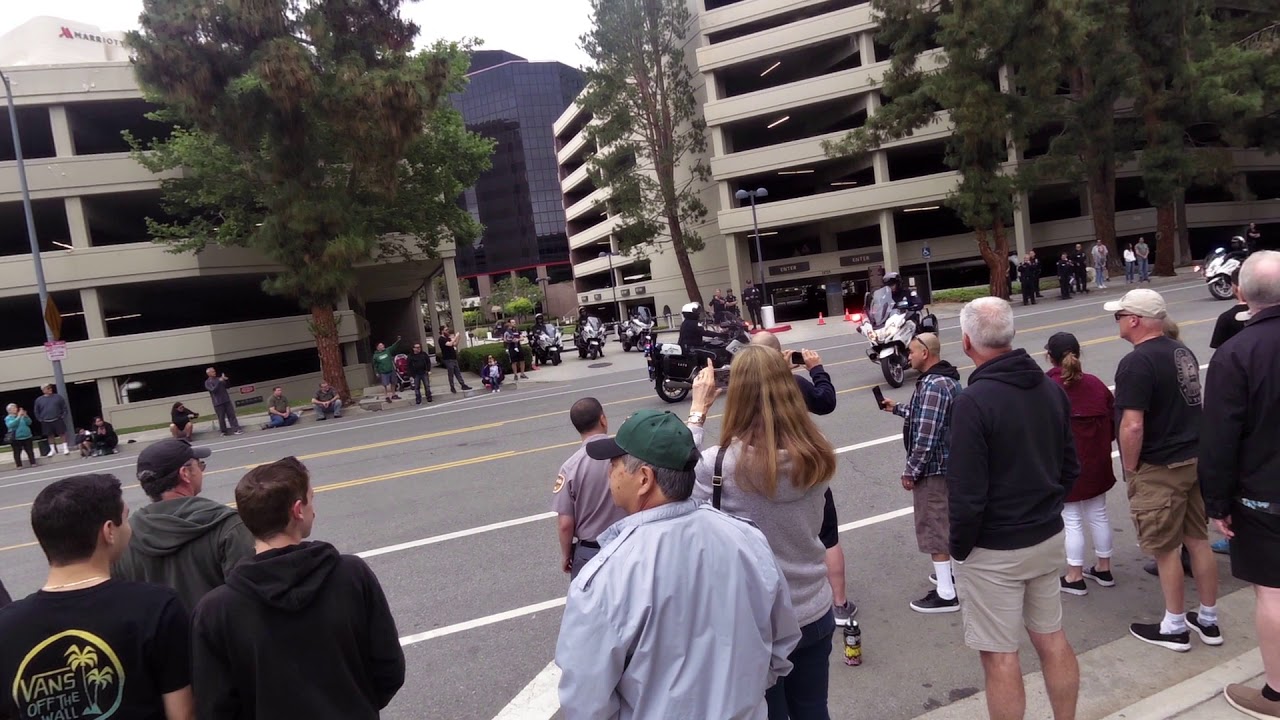 LAPD Motor Drill Team - YouTube