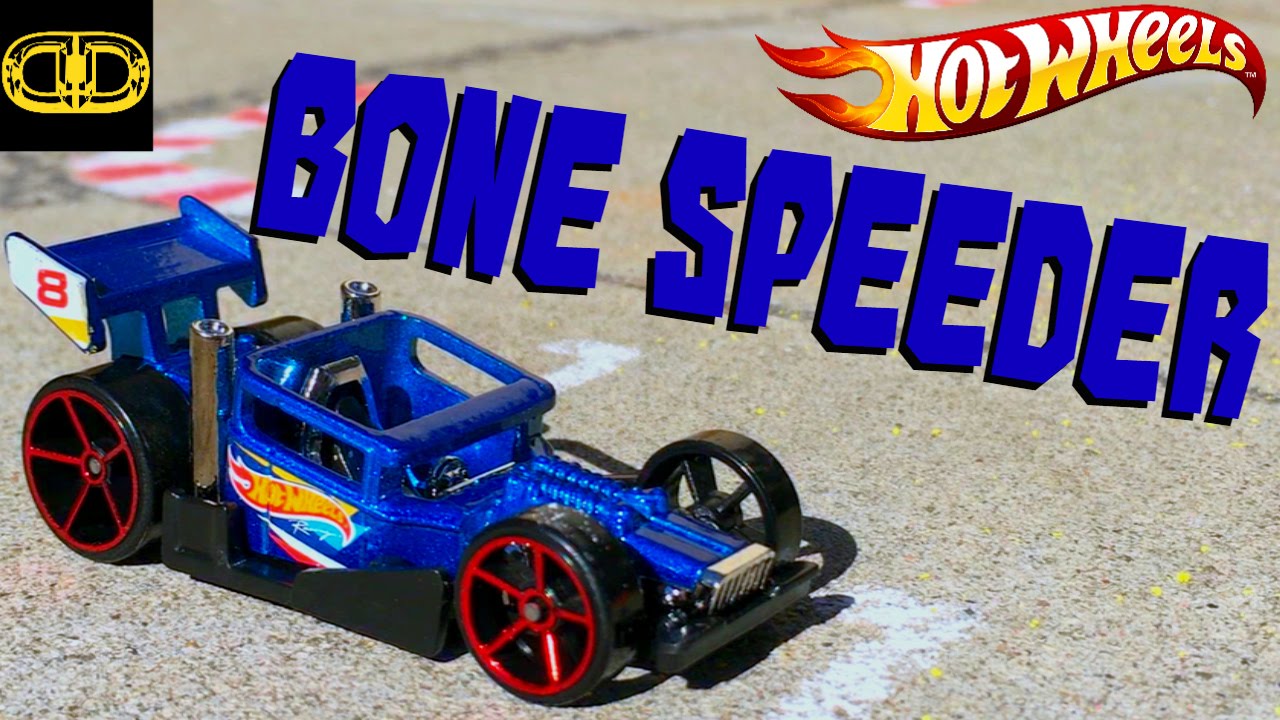 Handmade race track and crashes feat. HW Bone Speeder - YouTube