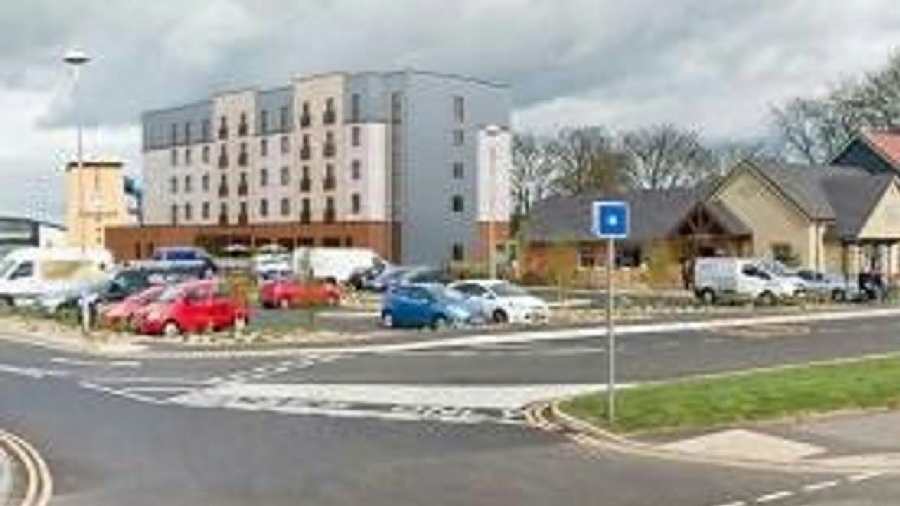 scarborough north Bay premier Inn inside. - YouTube