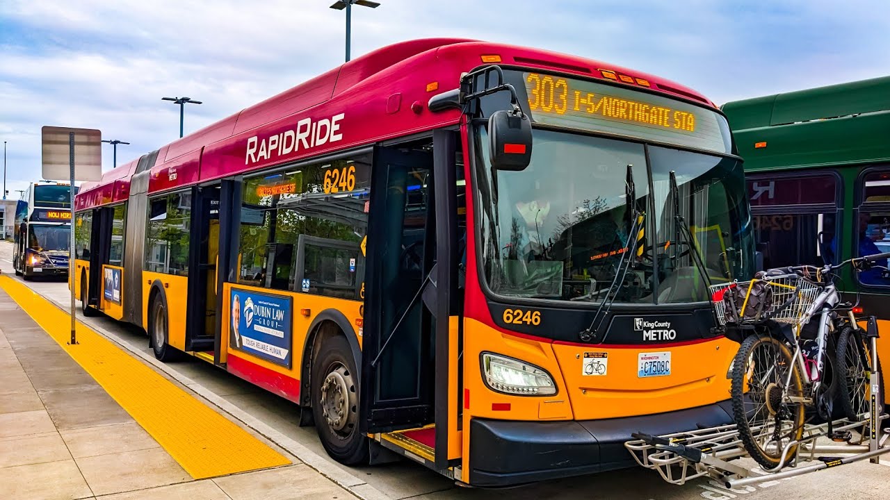 Ride on a King County Metro 2019 New Flyer XDE60 #6246 (with startup ...