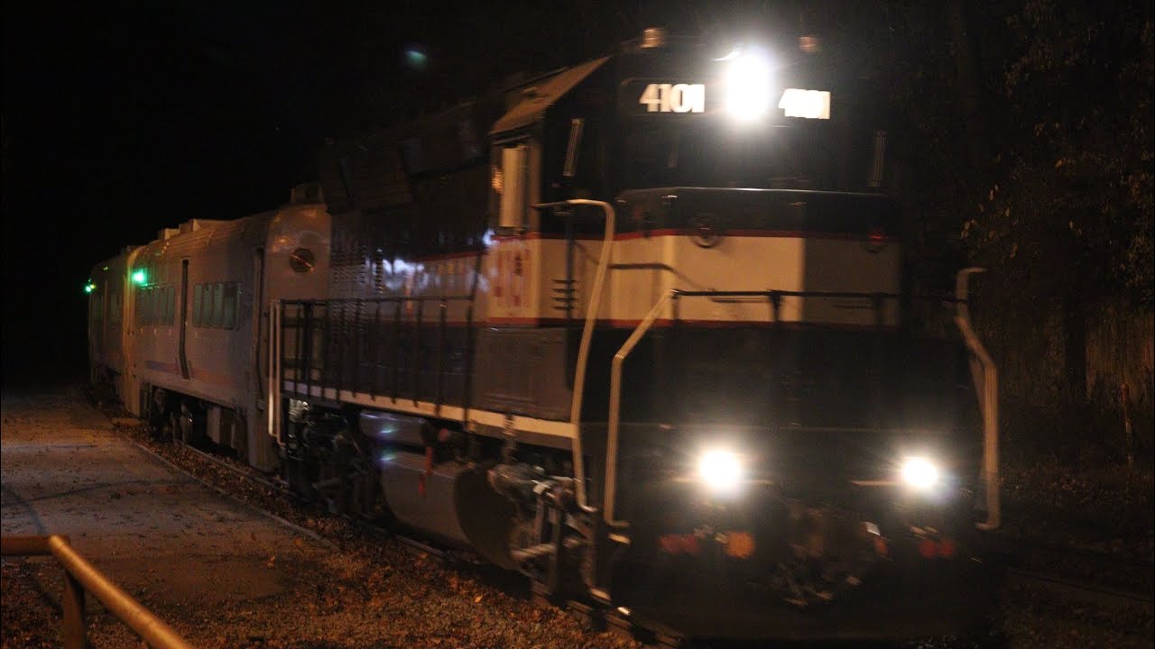 NJ Transit’s New NJDOT Heritage Unit 4101 and Train 882 at Lake ...