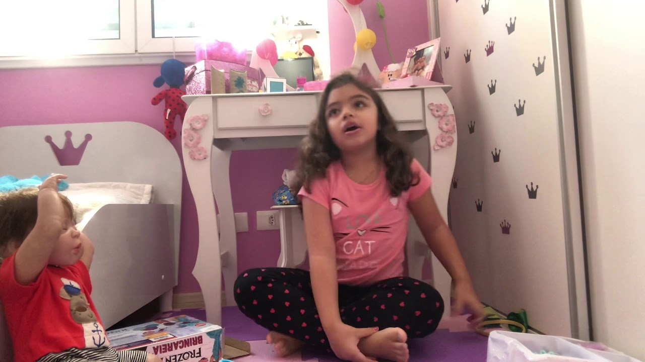 Brincando No Meu Quarto Youtube