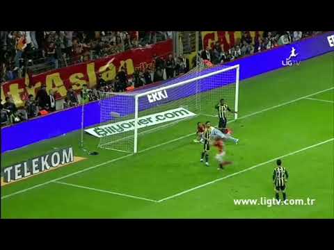 Volkan Demirel Galatasaray karşısında devleşiyor