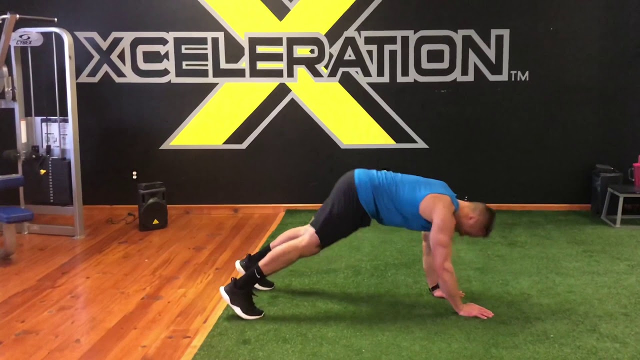 Inchworm to Shoulder Taps - YouTube