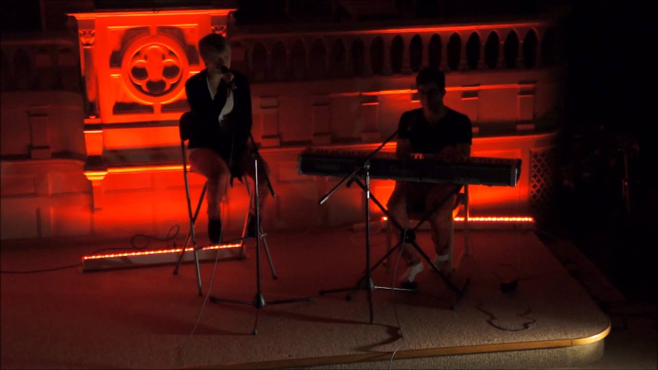 Felicia Olsson & Hugo Sjögren - "Promise me" - YouTube