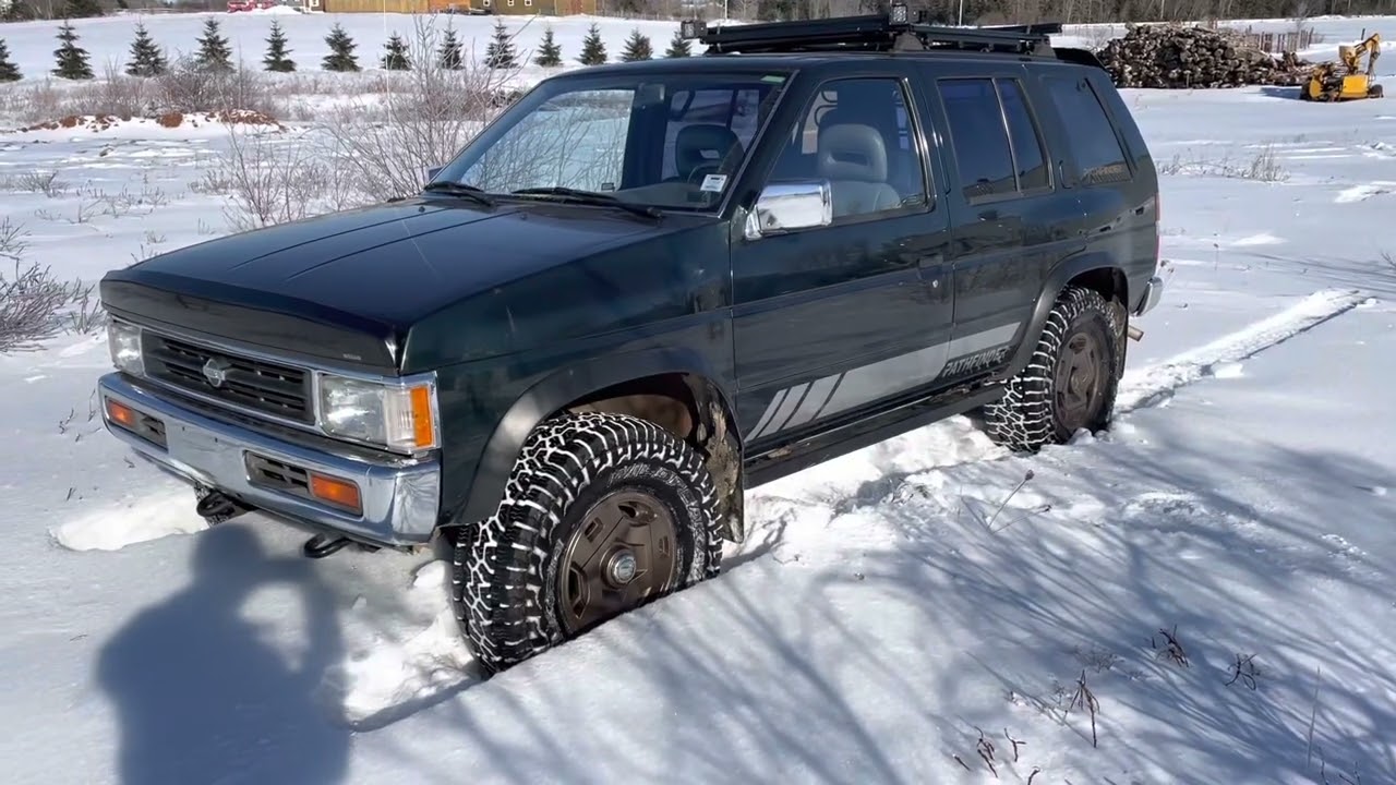Classic Nissan WD21 Pathfinder / Terrano off-road after ice storm - YouTube