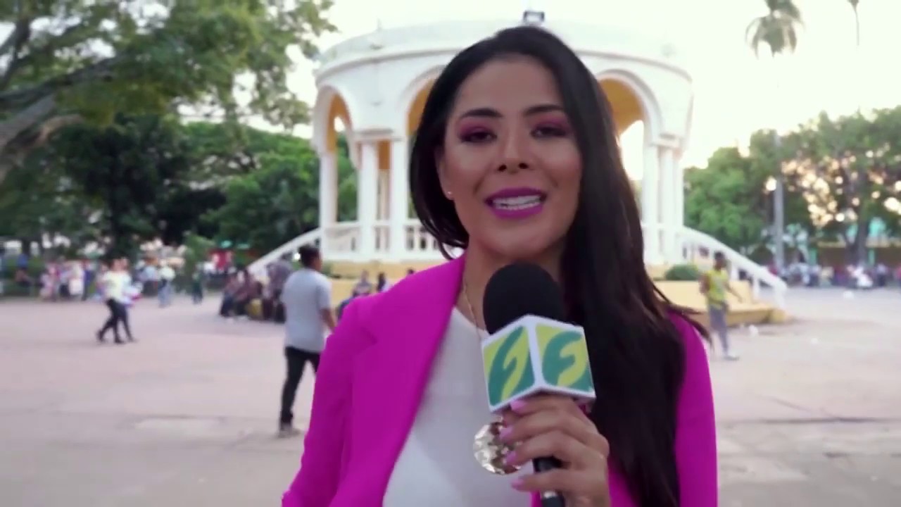 Lanzamiento Tarjeta Crece Mujer - YouTube