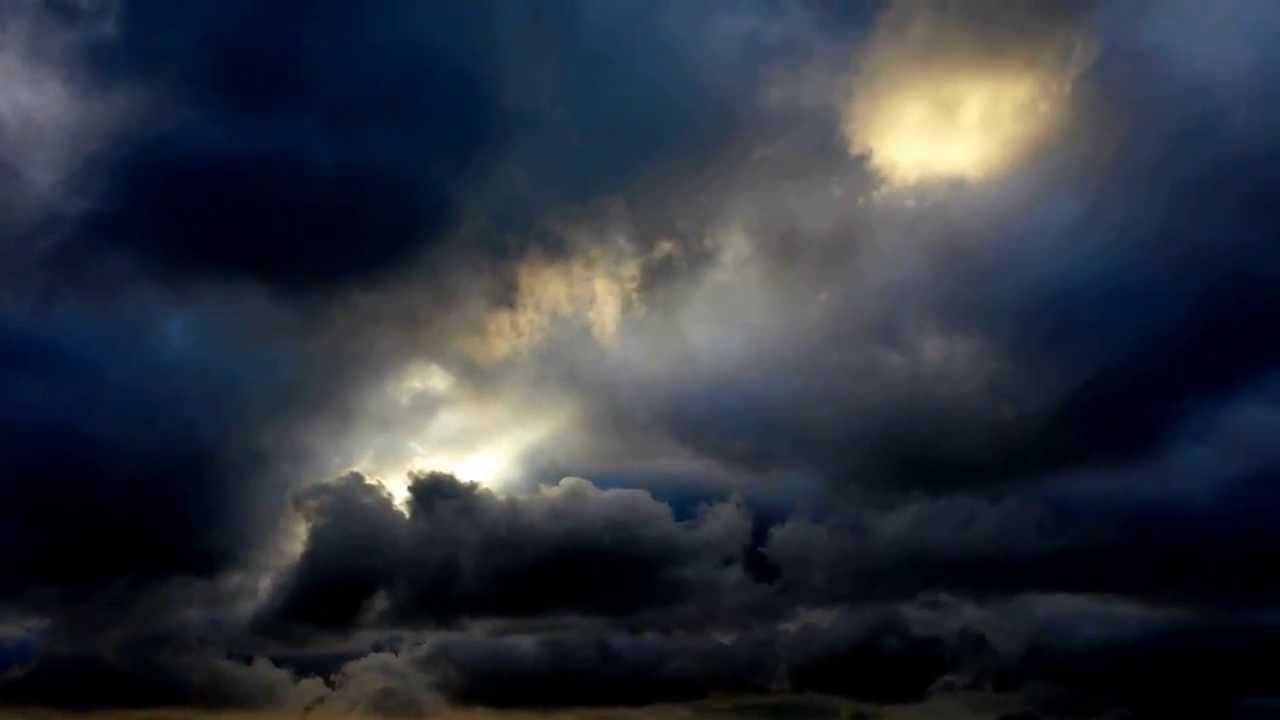 Spotlight calling BaTMaN?! Cloud shining up! WTF? - YouTube