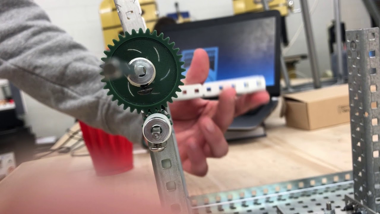PLTW-Simple gear train - YouTube