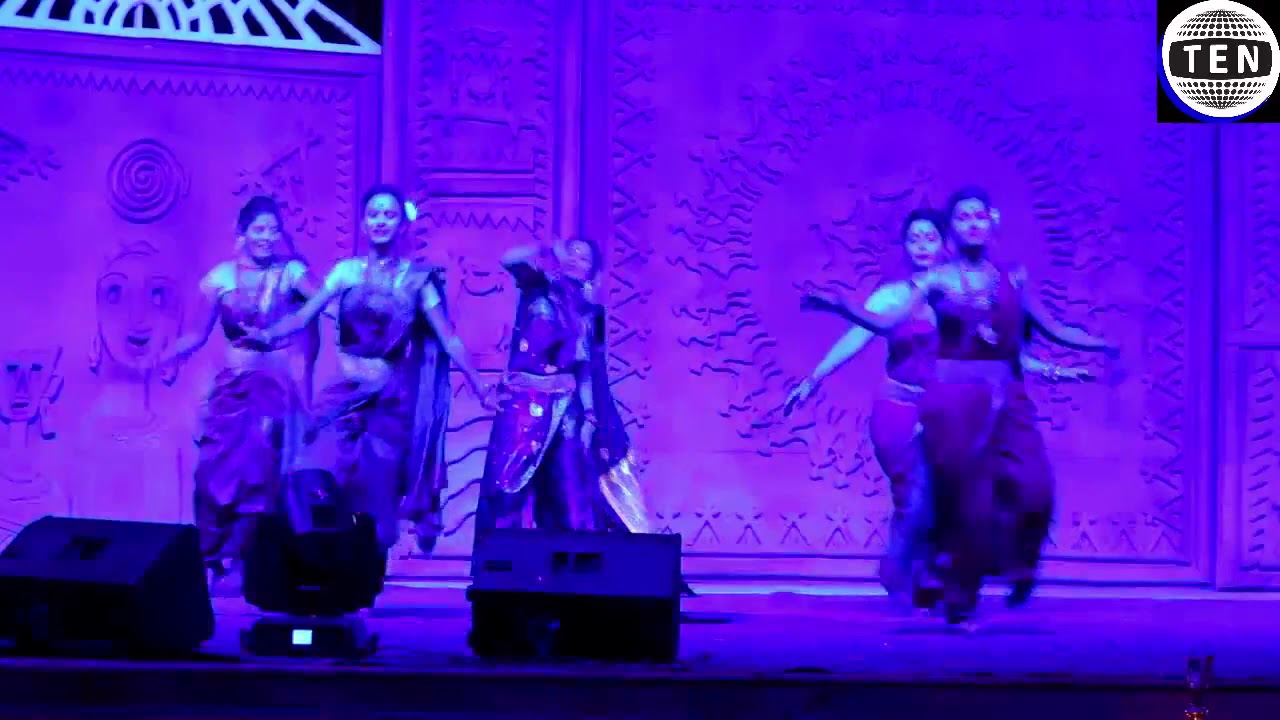 Marathi dancers perform splendid lavani at Atulya Bharat 2020 - YouTube