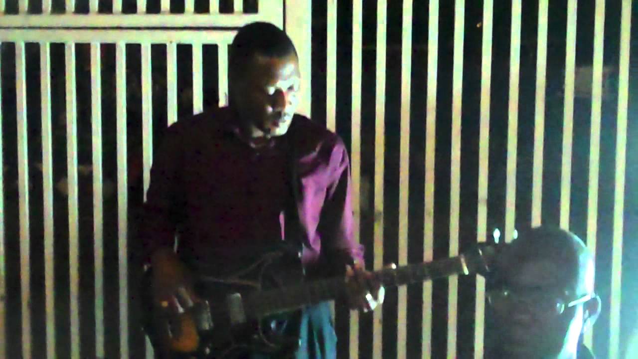 Pastor Winston 'Bello' Bell & wife Joy Bell on stage( WDT Media ) - YouTube