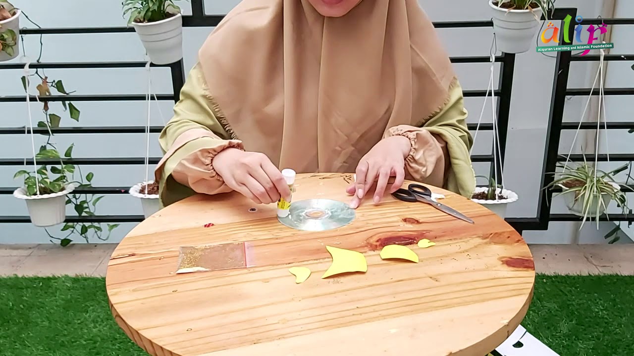 Membuat Disco Fish - YouTube