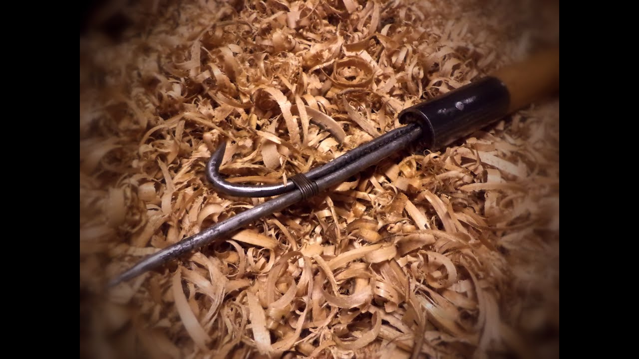 Making a Log Pike Pole - YouTube