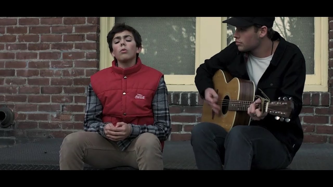 AUSTN - In Betweenin' (Official Acoustic Video) - YouTube