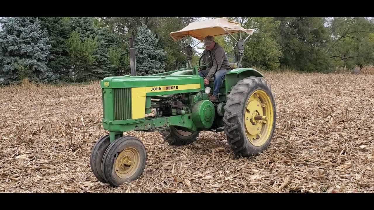 1957 John Deere 520 Tractor - Selling on BigIron Auctions - Dec. 1 ...
