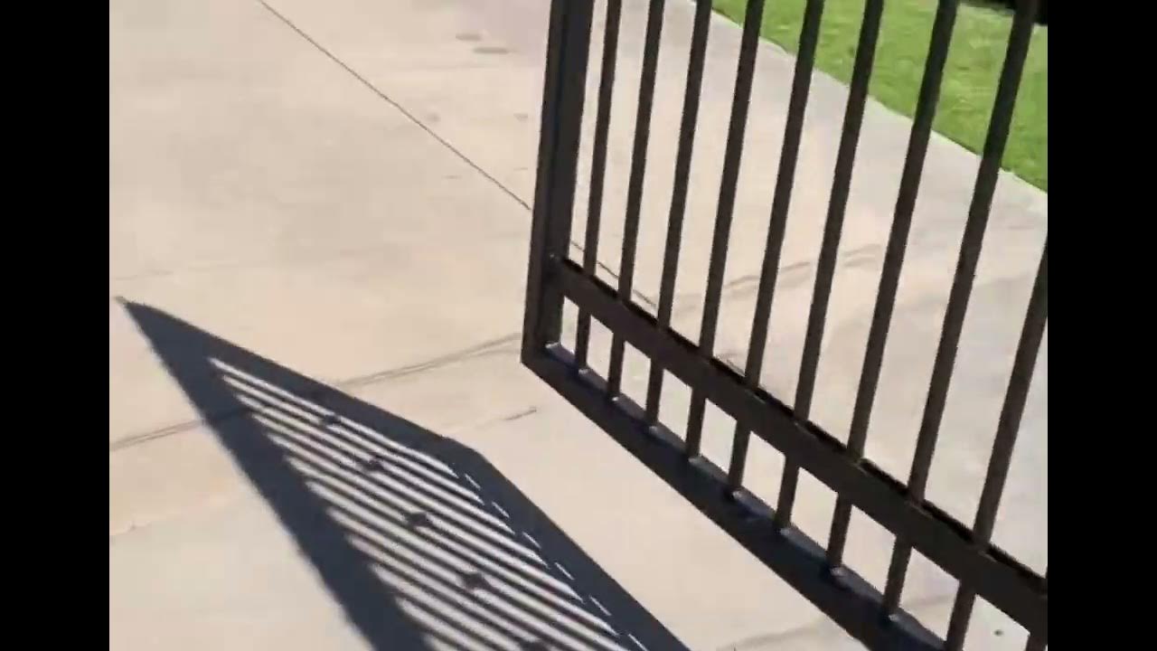 Installation of automatic gate opener - YouTube