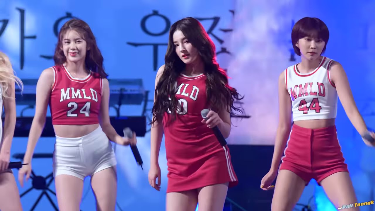 Nancy MOMOLAND ( BBoom BBoom 4k 60P ) - YouTube