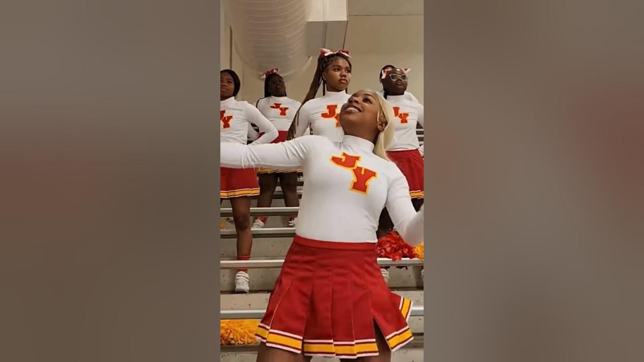 "GO Lions" #cheerleading #cheershe8 #cheerteam #stompnshake #cheerlife #subscribe #share #like ...