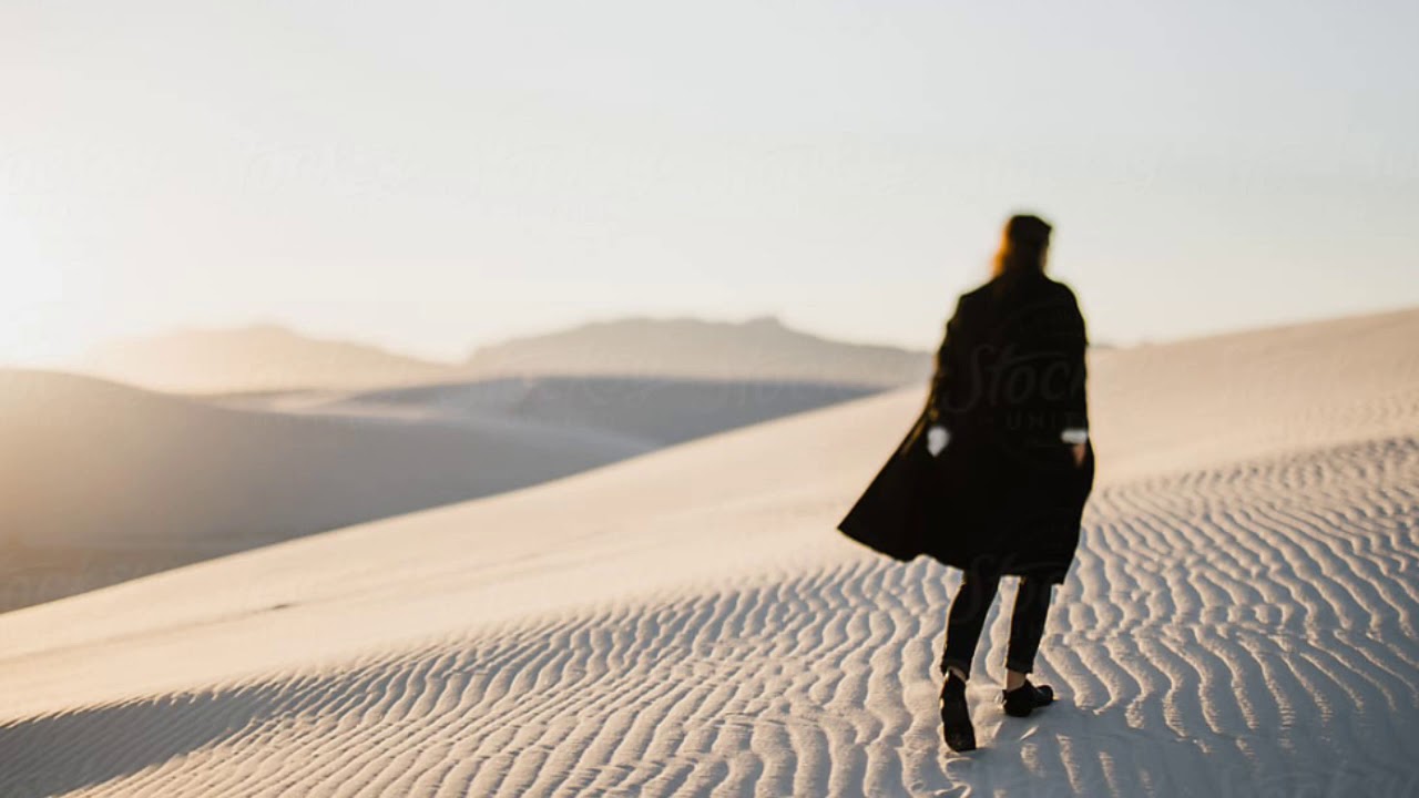Walking In The Desert. - YouTube