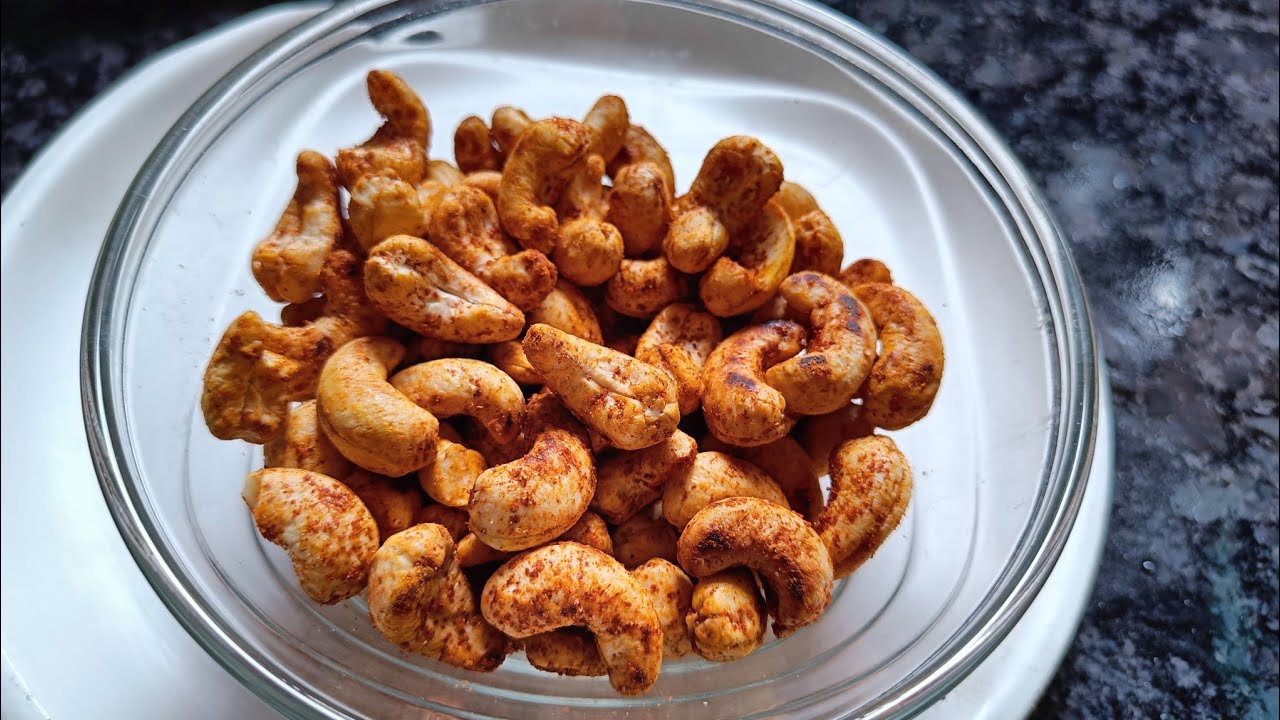 ಮಸಾಲ ಗೋಡಂಬಿ / Masala godambi recipe in Kannada - YouTube