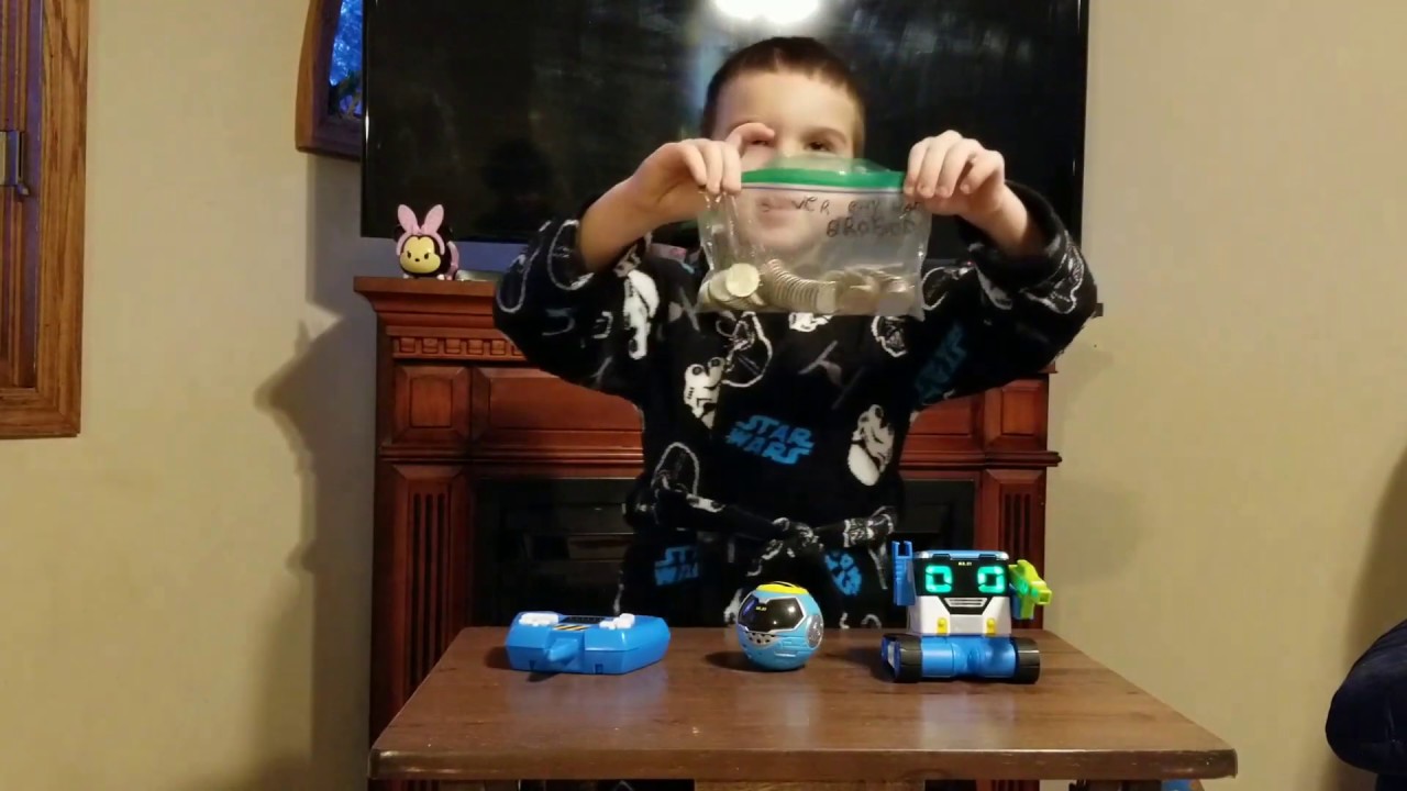 Really Rad Robots Yakbot Toy Review - YouTube