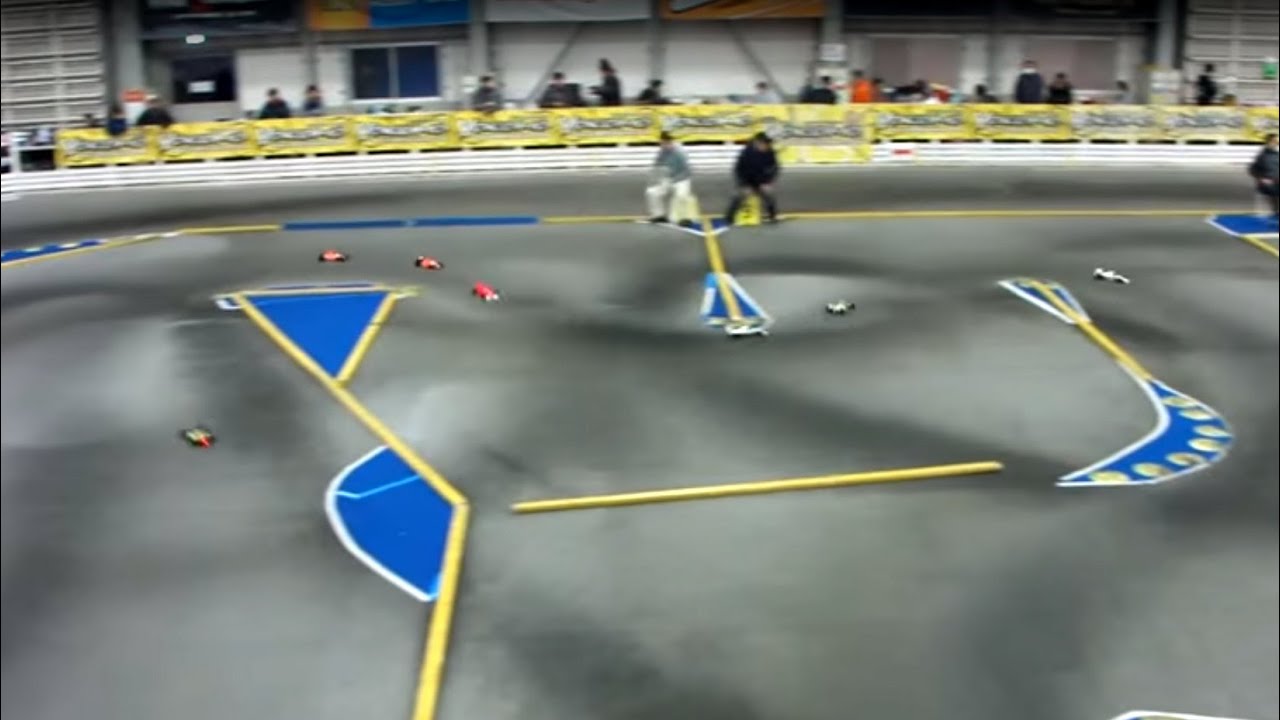 20160207 F1RCGP Yatabe Arena GP Class - YouTube
