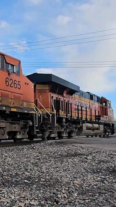 Two GE Rear DPU's Elephant Style!! 🐘🐘 - YouTube