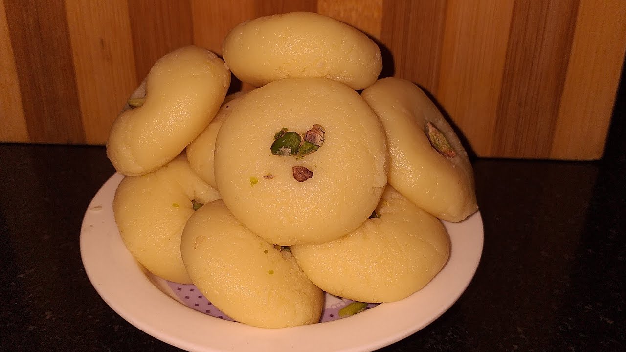 MILK POWDER PERA RECIPE | গাখীৰৰ পেৰা | HOLI SPECIAL | INDIAN VLOGGER ...