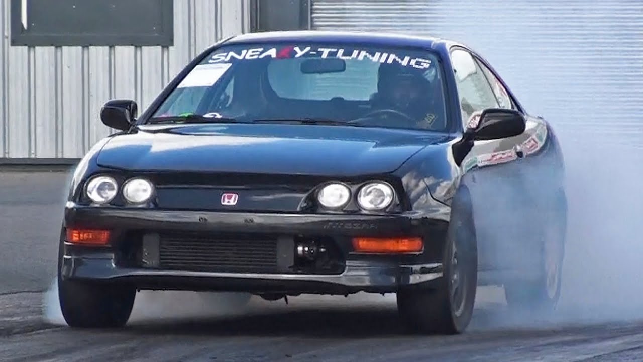 575HP B18 Turbo Integra DC2 runs 10.67 at 136 mph - YouTube