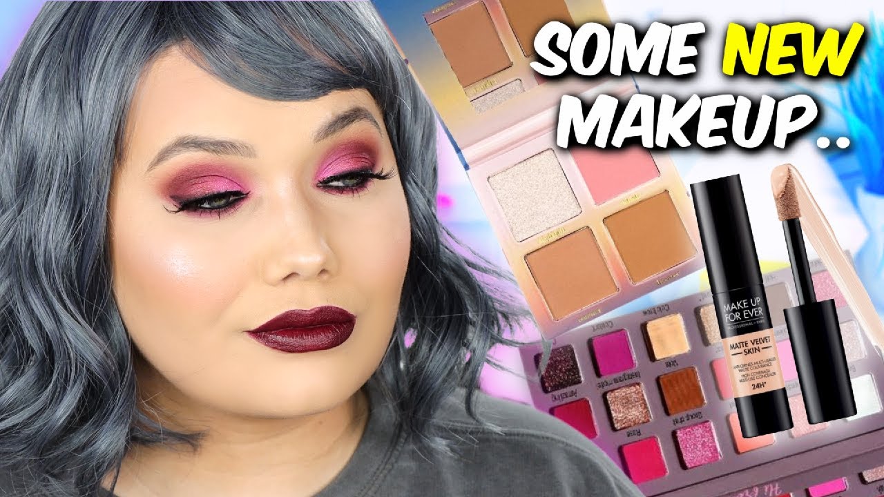 Trying Some New Makeup! Makeup Tutorial and Wigs! - YouTube
