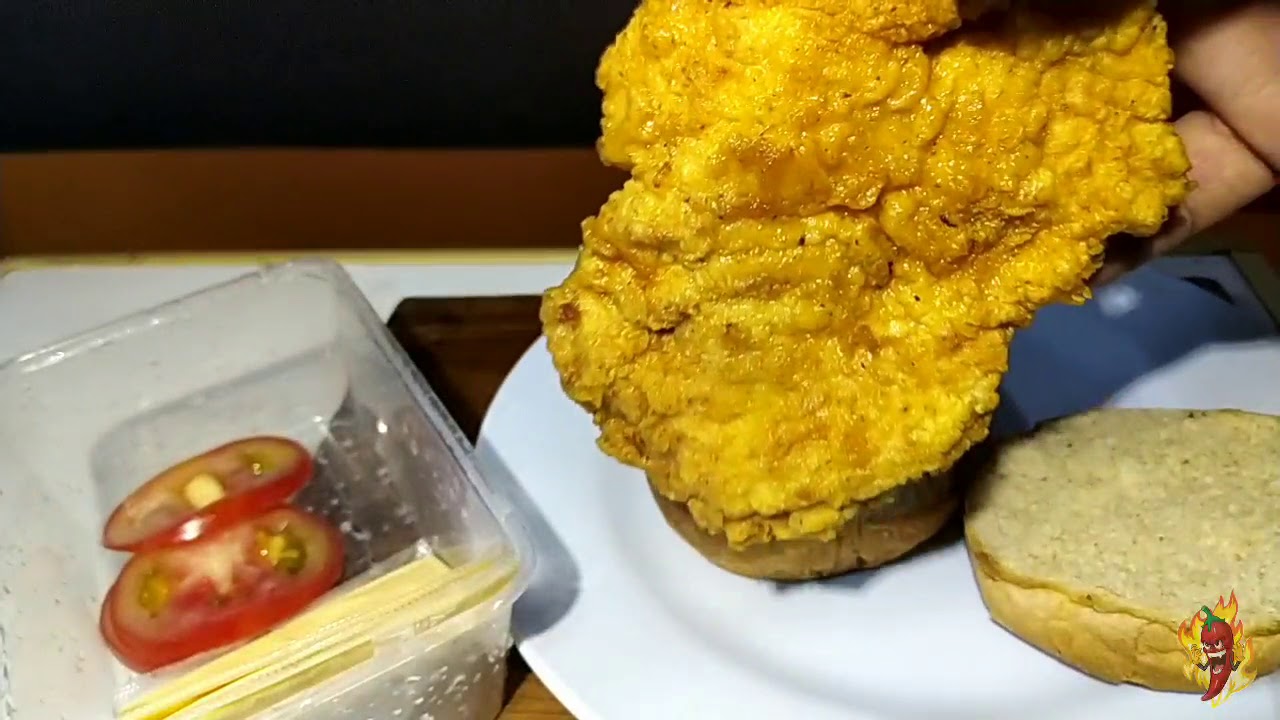 Burgers ayam crispy keju - YouTube