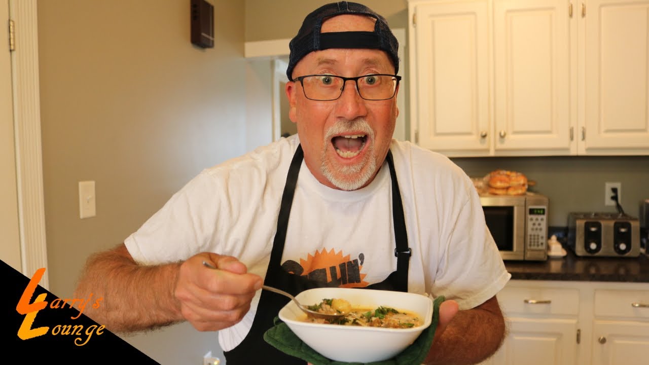 Chillin' n' Grillin' - Creamy Tortellini Soup with Kale - YouTube