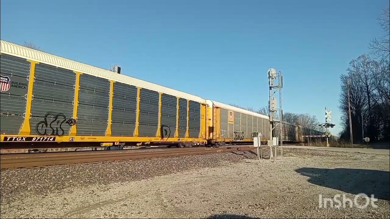 Union pacific and Bnsf action In southeast Missouri with @sd70acerightthere10 - YouTube