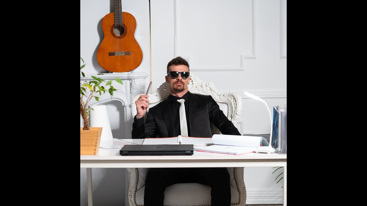 Mr. Manager - Manager (Official Video) - YouTube