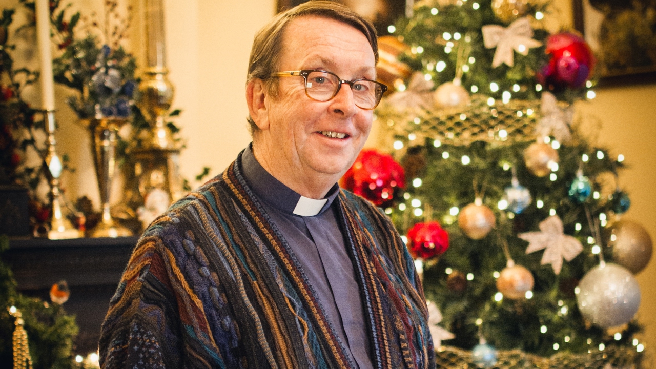 Father Ray Kelly Live Stream - YouTube