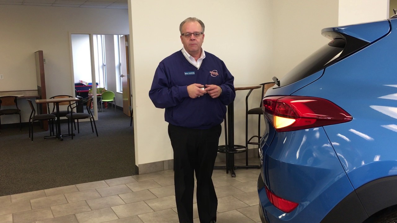 How to Use the Hyundai Smart Tailgate 2017 - Buerkle Hyundai - YouTube