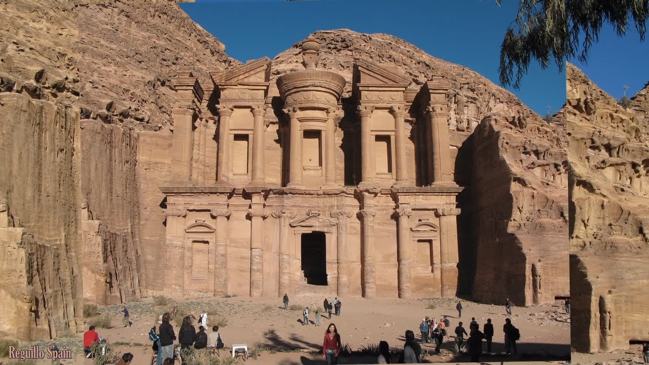 Monasterio De Petra