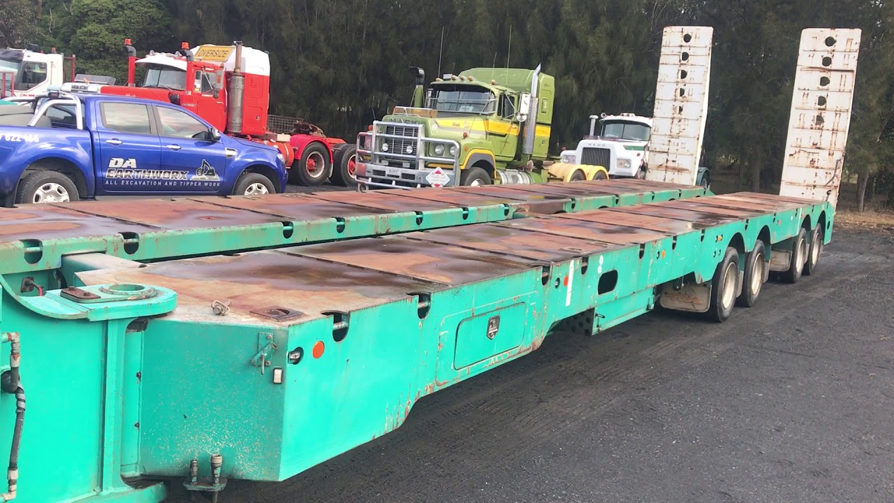 2009 Rhino 4x8 Widening Swing Wing Low Loader - YouTube