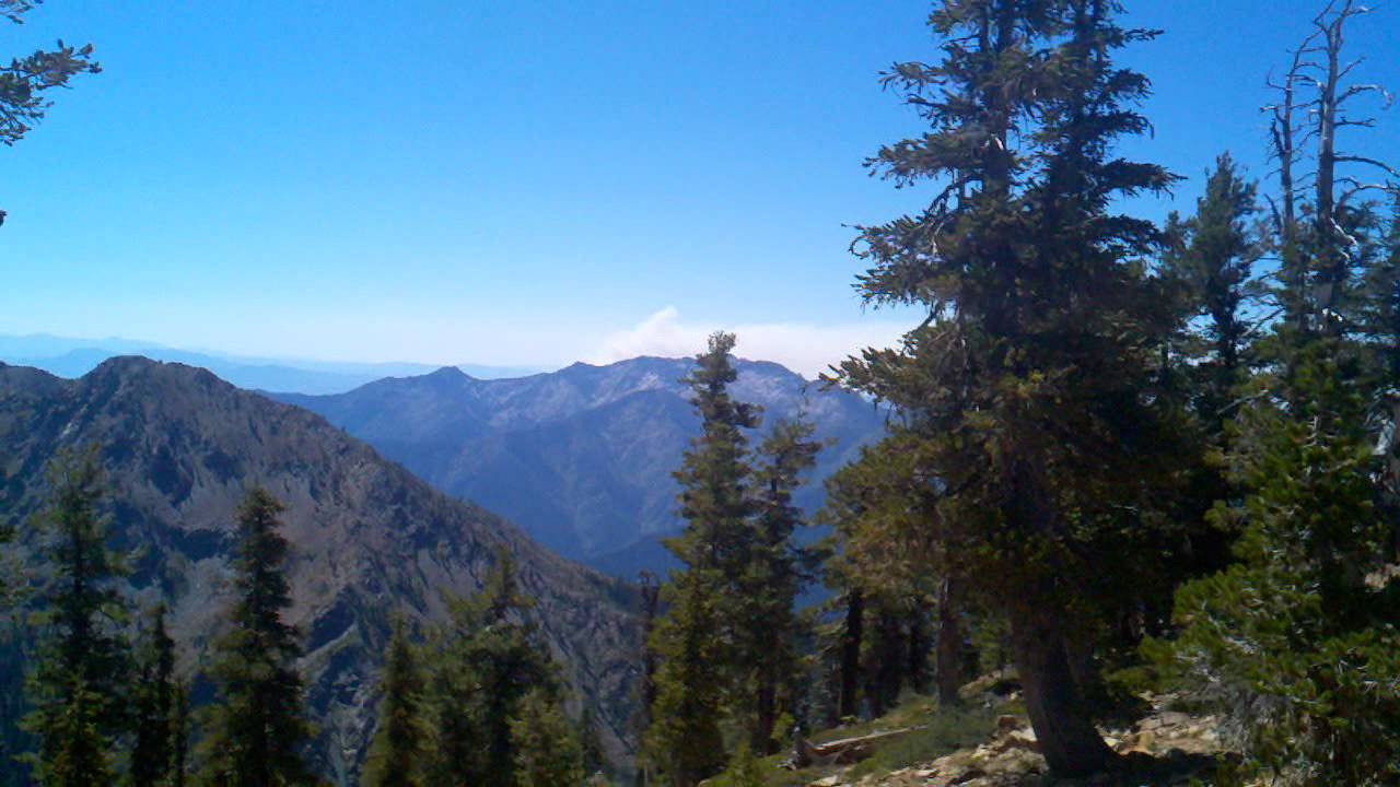 Four lakes loop pt.2- Trinity Alps Wilderness - YouTube