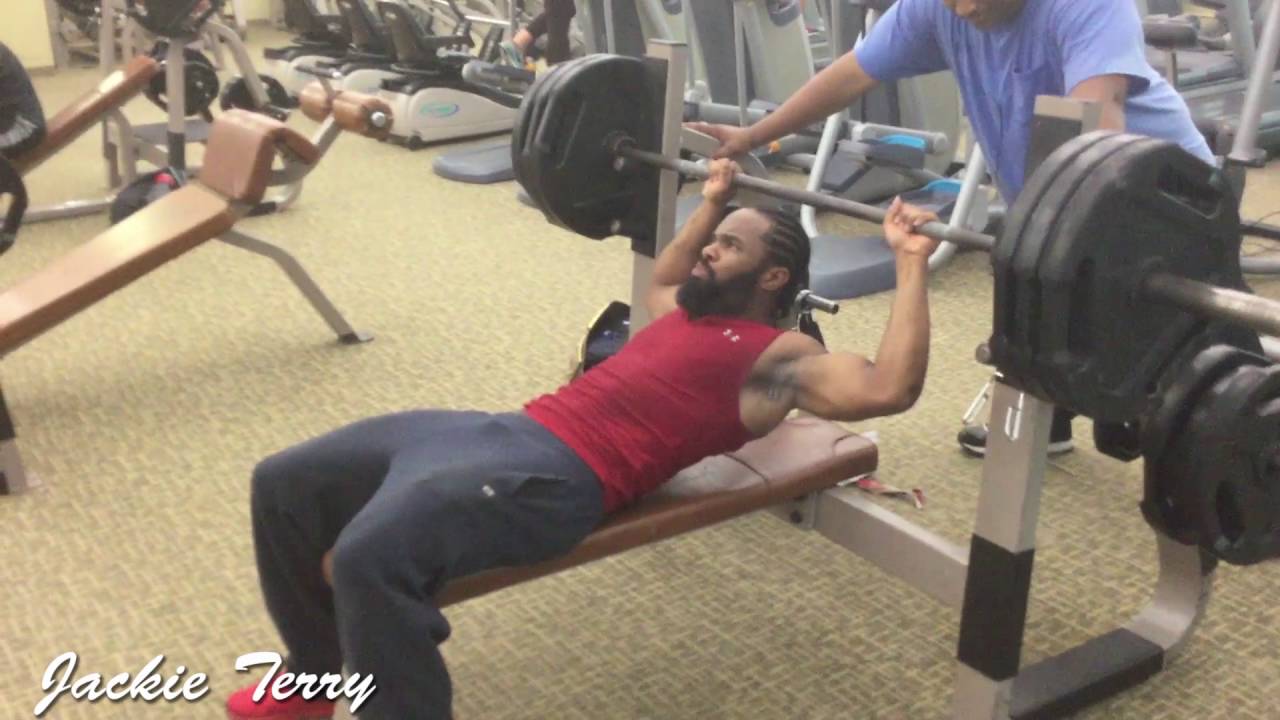 Jackie Terry benches 315 bench press for 2 reps - YouTube