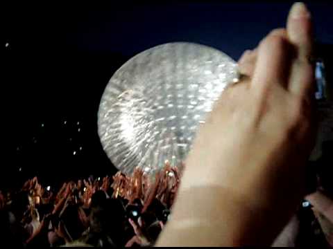 Pink - Hamster Ball - Funhouse Summer Carnival Tour - 11/06/10 ...
