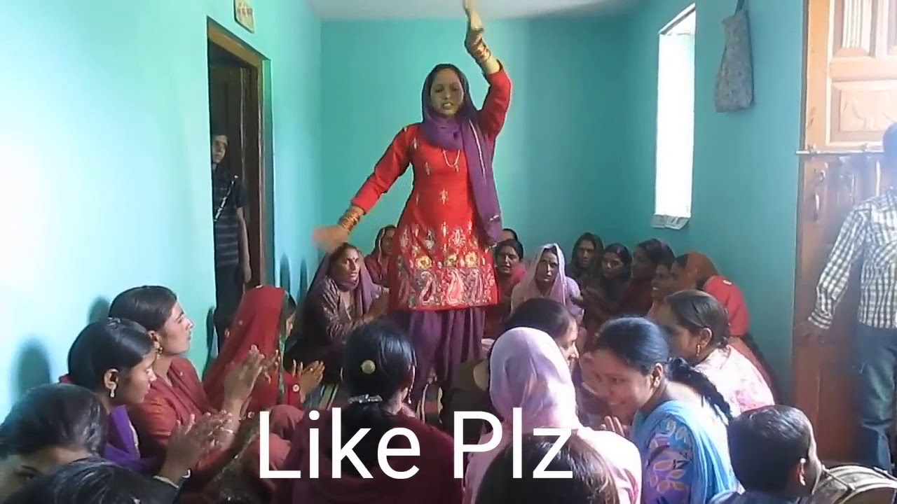 Himachali Ghidha in bilaspur "Pahari dance" Beautiful dance - YouTube