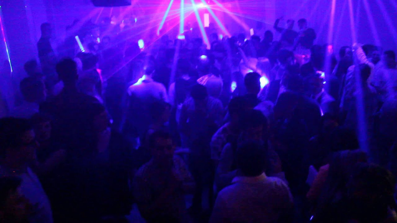 Lightshow @ Blake's - Bar, Lounge & Club - Gravesend, Kent - YouTube